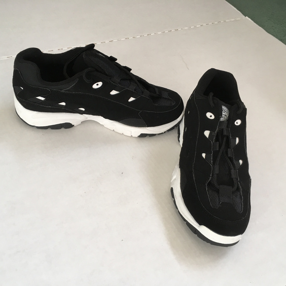 pro wings | Shoes | Vintage Pro Wings Black Sneakers Trainer Shoes ...